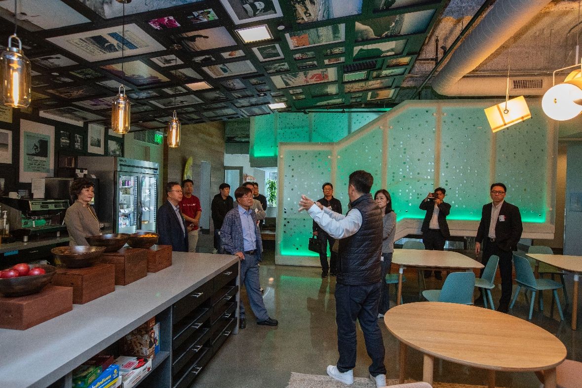 KITA-넷킬러, 신규 회원사 기념으로 Google Irvine Building 투어 및 Gemini AI 세미나 진행 ...